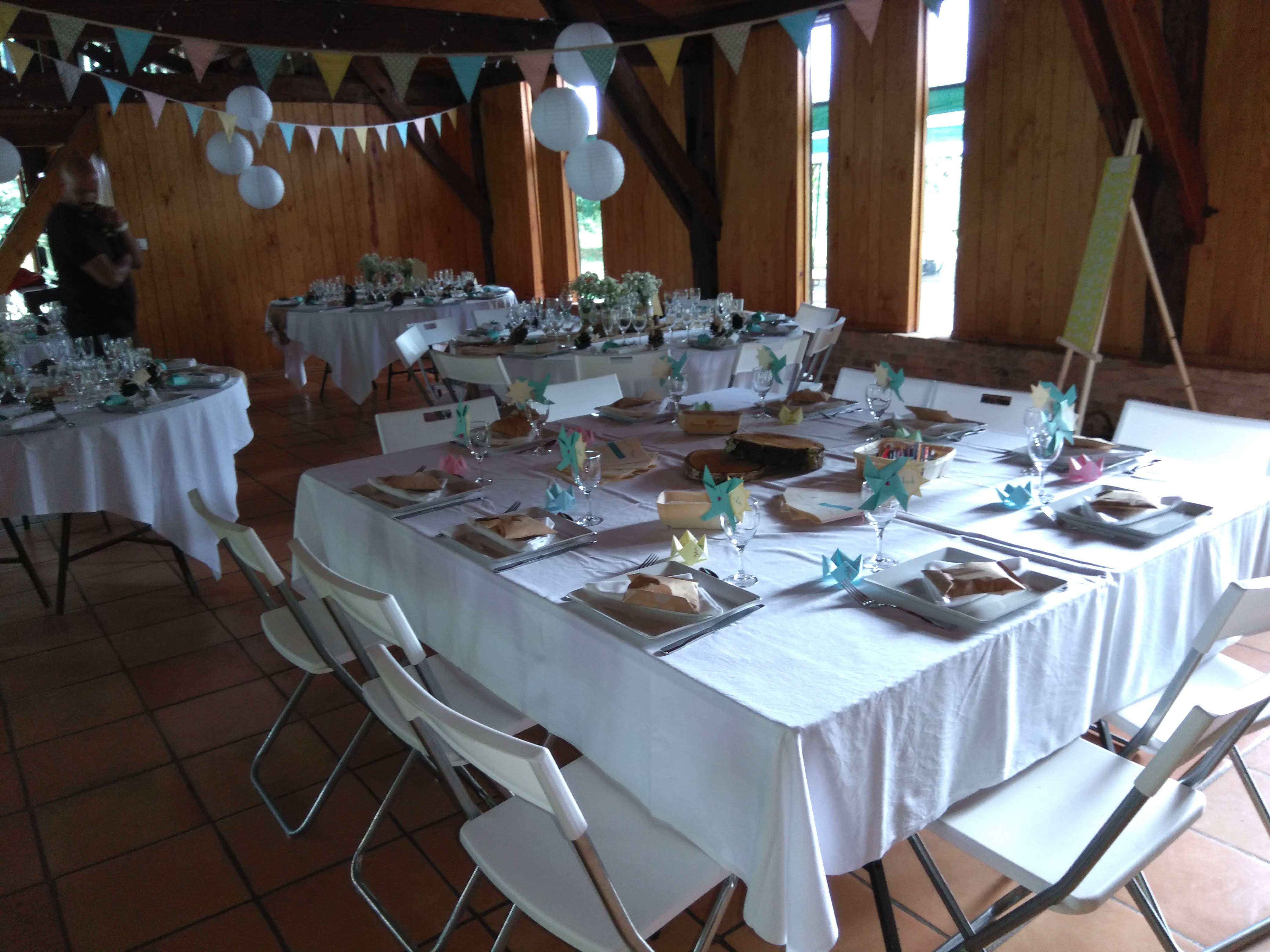 interieur-salle-location-couverts - Airial de pernaud